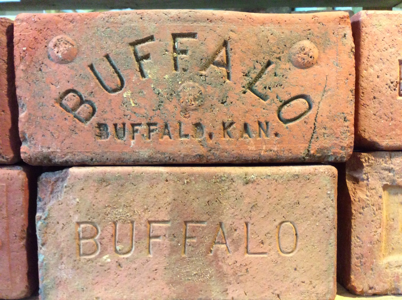 Kansas – Strange Bricks